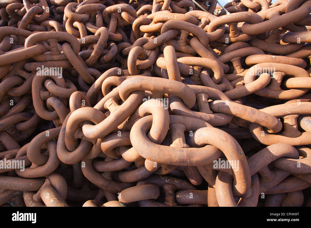 Mooring and Anchoring chains used in oil exploration marine industry ...