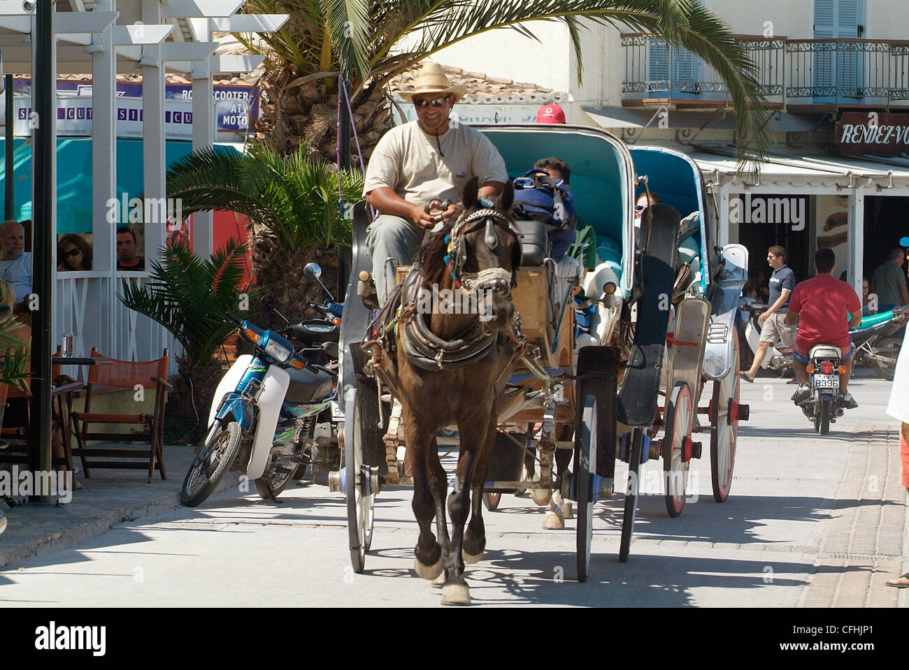 Hackney cab horse hi-res stock photography and images - Alamy