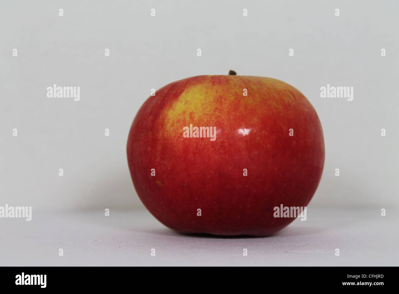 Red english apple hi-res stock photography and images - Alamy