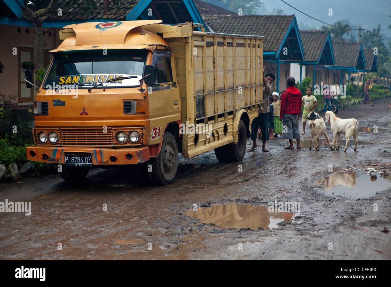 Lorry transport indonesia hi-res stock photography and images - Alamy