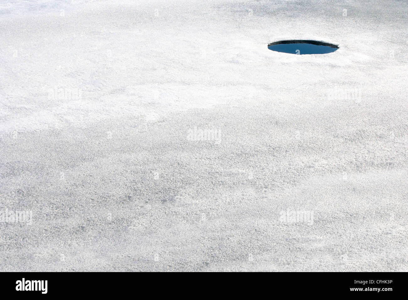 Thin ice hi-res stock photography and images - Alamy