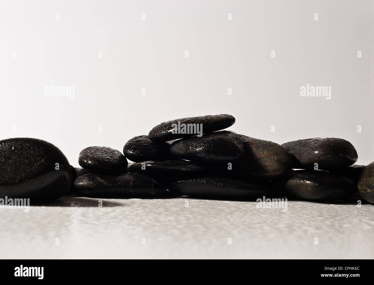 Black stones hi-res stock photography and images - Alamy