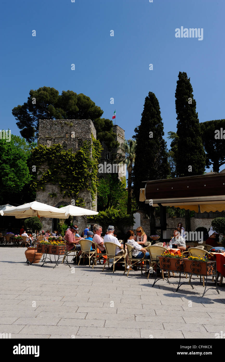 Town square of ravello hi-res stock photography and images - Alamy