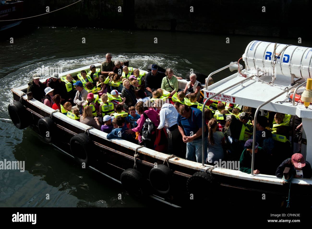 seahouses harbour boat trip to the farnes Stock Photo - Alamy
