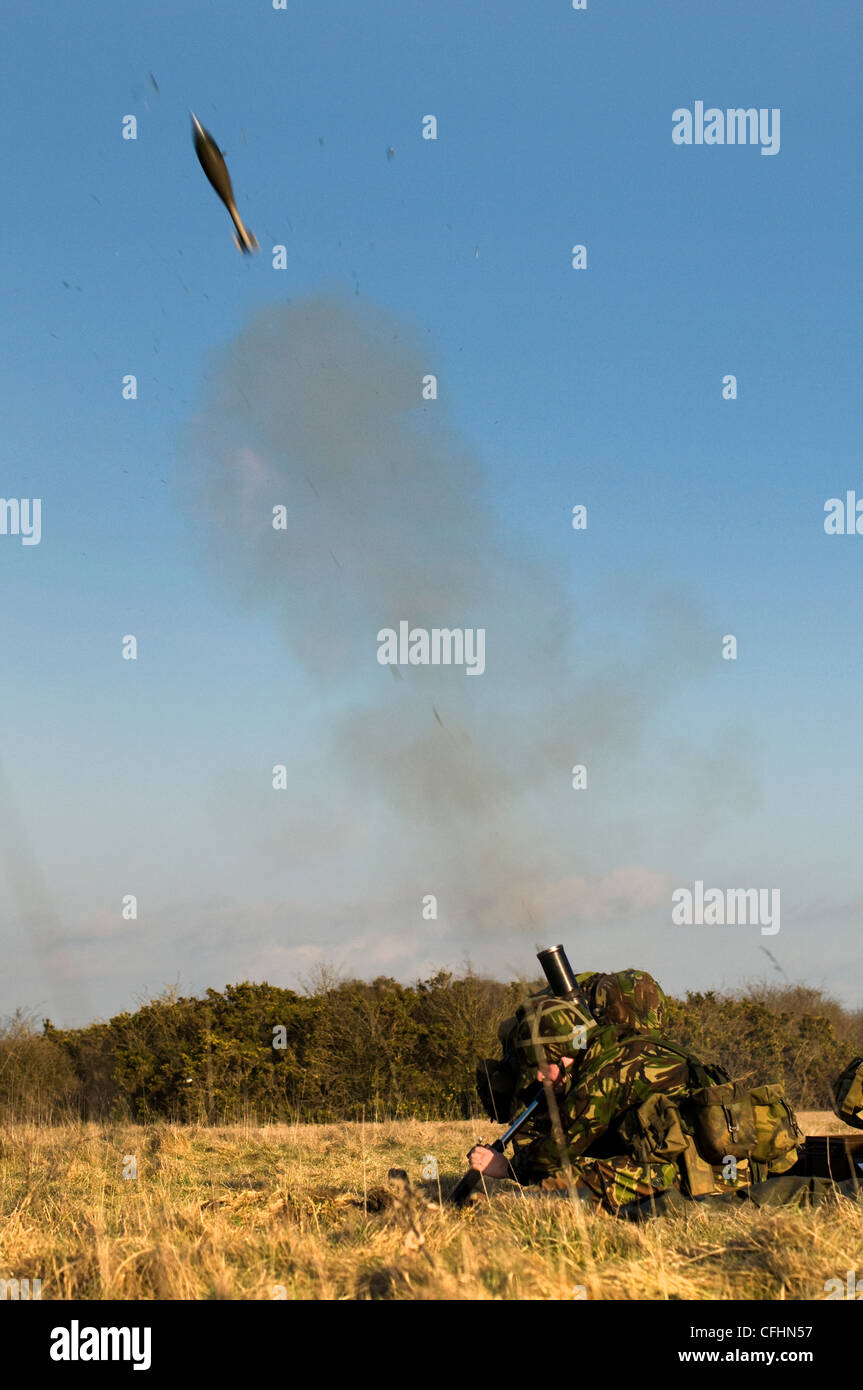 81mm mortar hi-res stock photography and images - Alamy