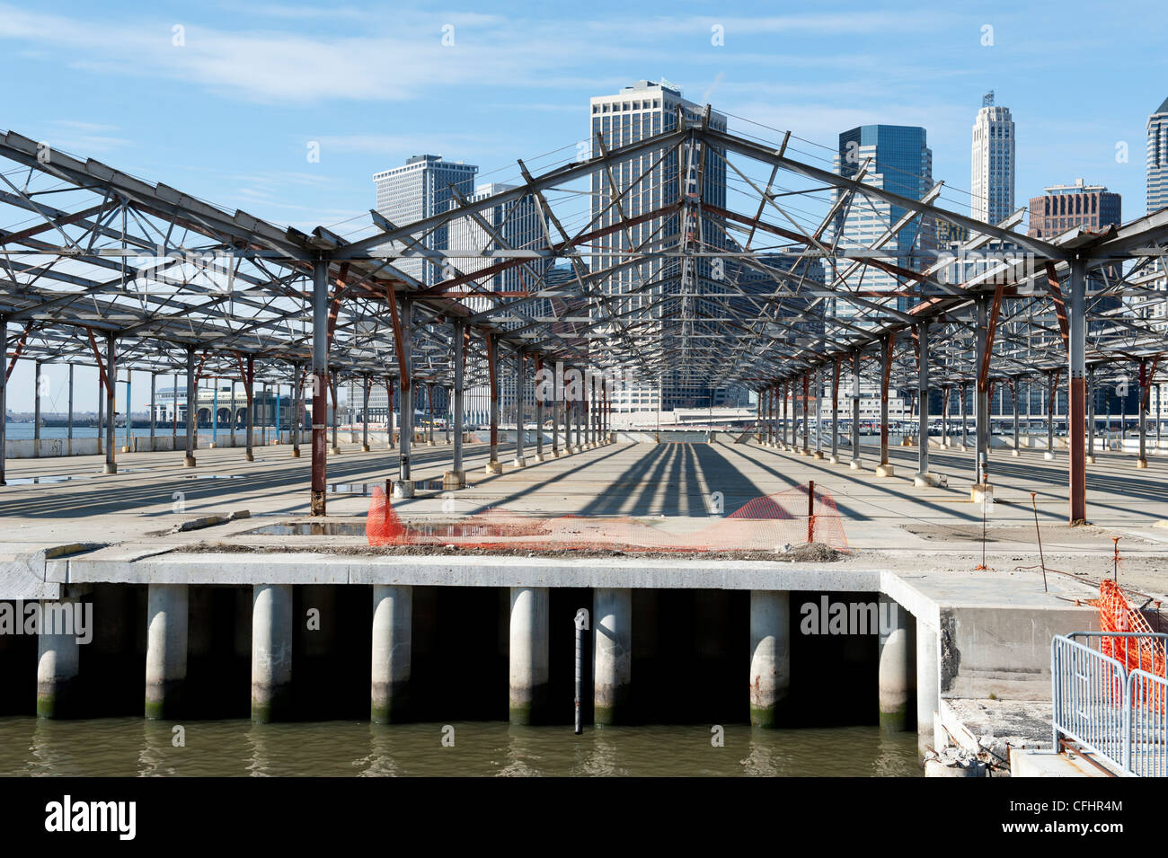 Skeleton piers at Brooklyn Bridge Park, New York Stock Photo - Alamy