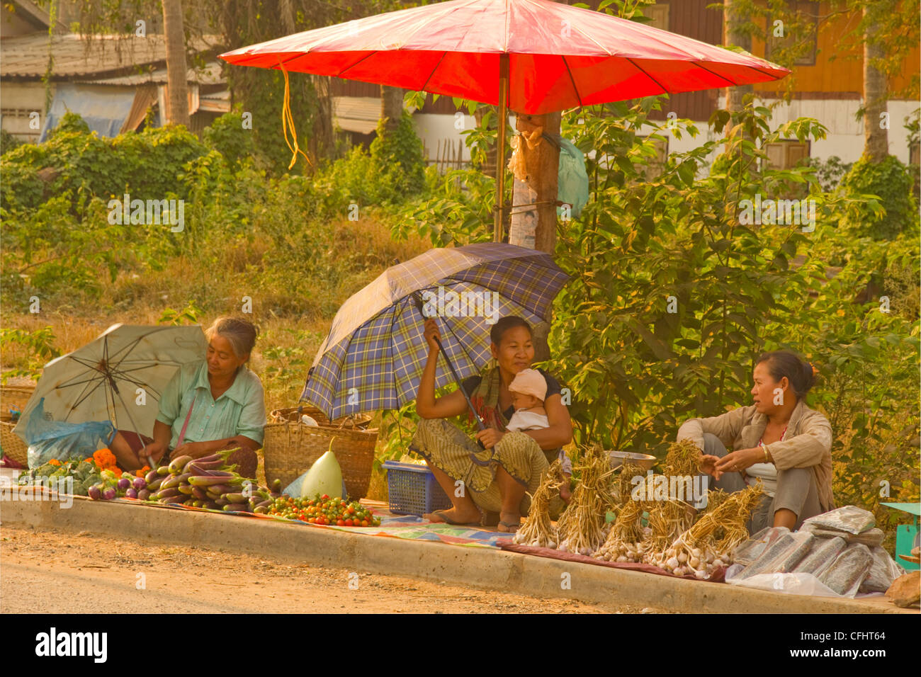 Evening street vendors Stock Photo - Alamy