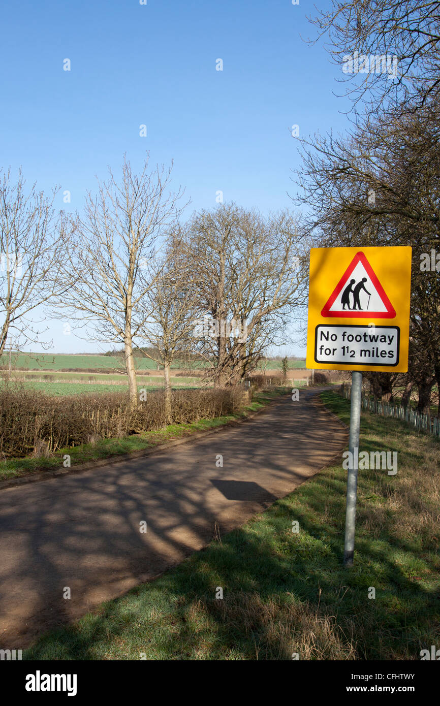 Road Sign Countryside Uk High Resolution Stock Photography and Images ...