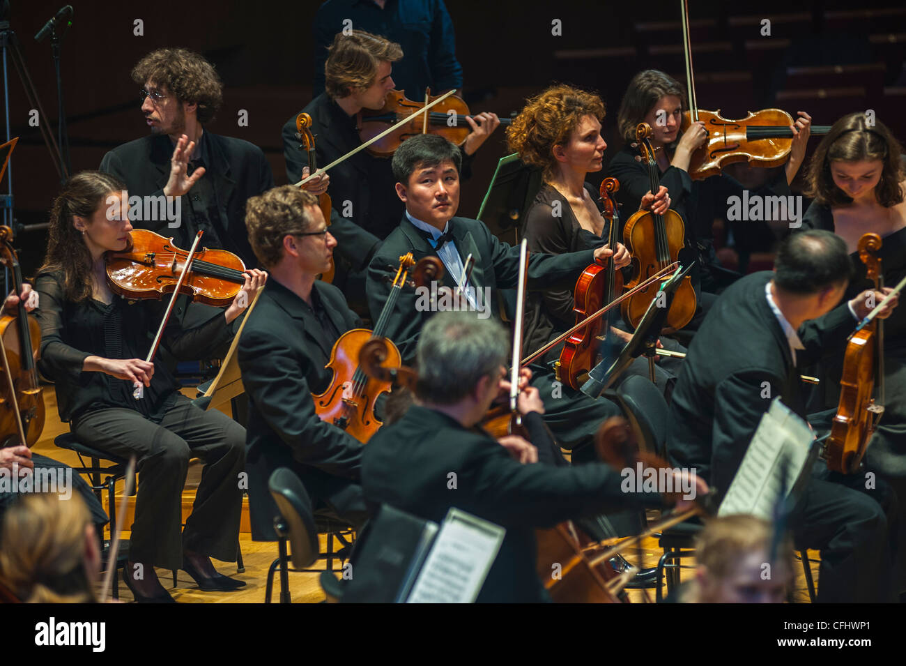 Paris, France, North Korean Symphony Orchestra "the Unhasu Orchestra ...