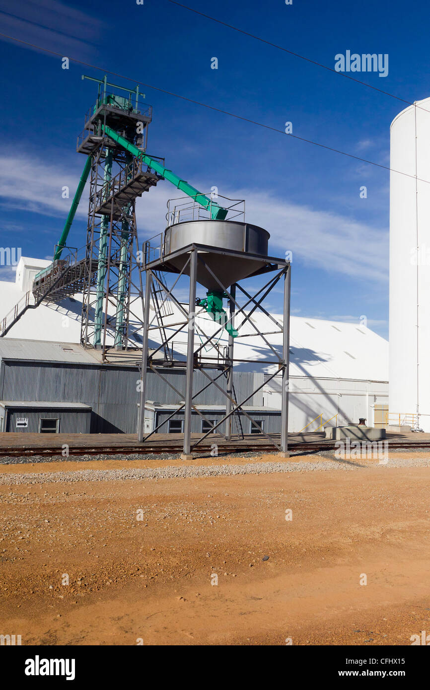 Australian wheat harvest hi-res stock photography and images - Alamy