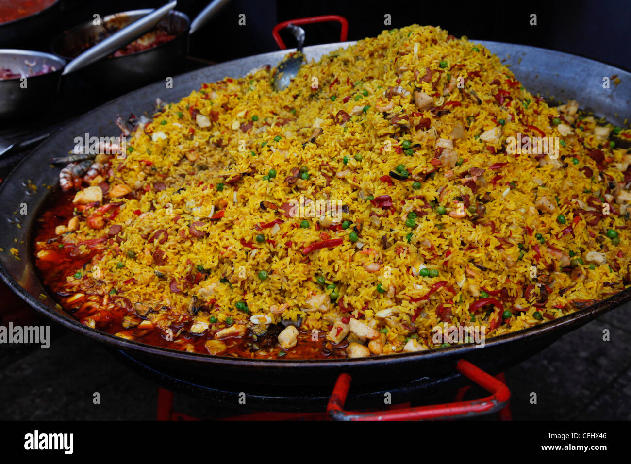 BIG SPANISH PAELLA AT A RESTAURANT IN VALENCIA, SPAIN Stock Photo - Alamy