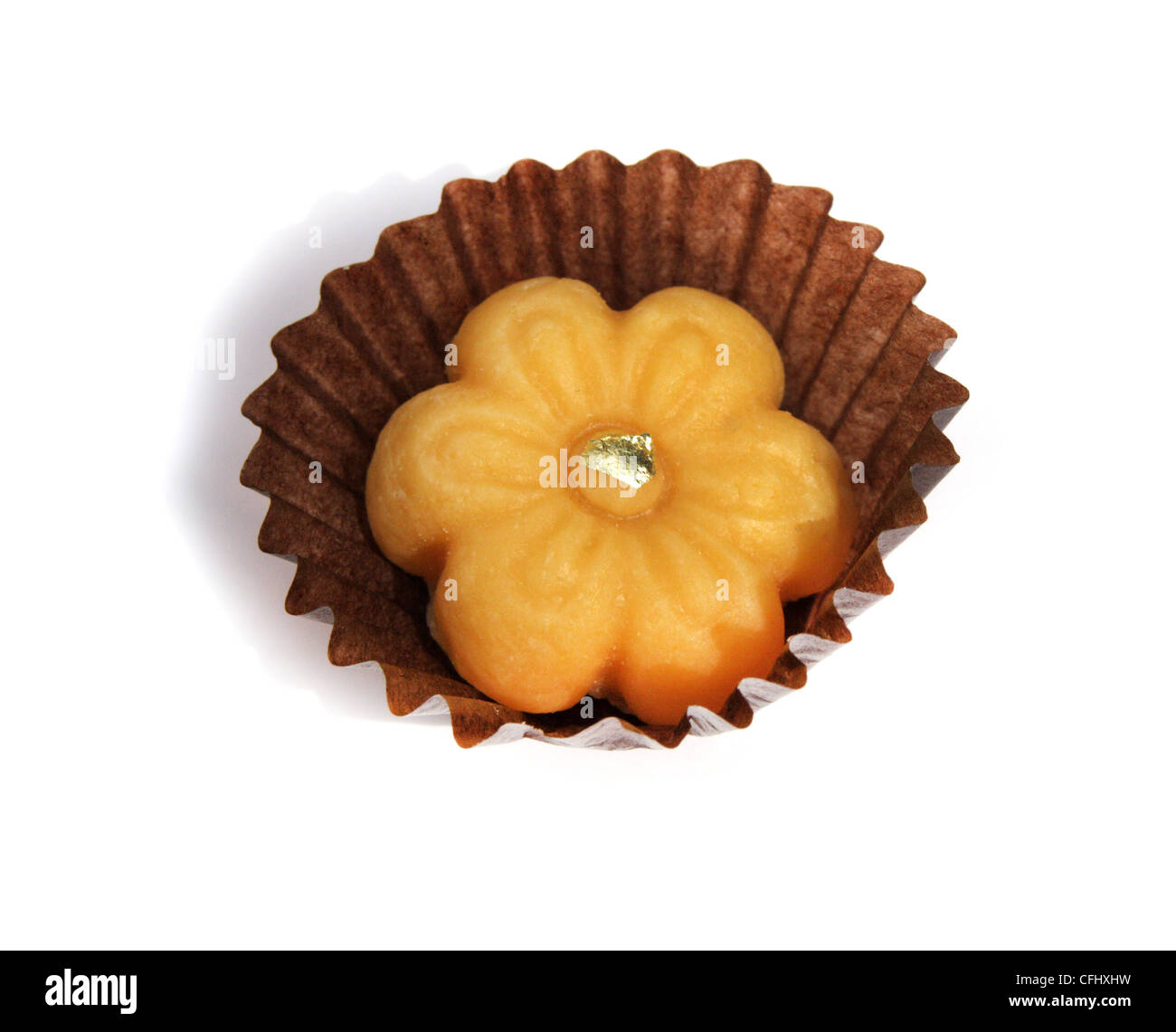 Thai dessert , Thong-Aek , Golden pinnacle: Egg yolks dumpling topped ...