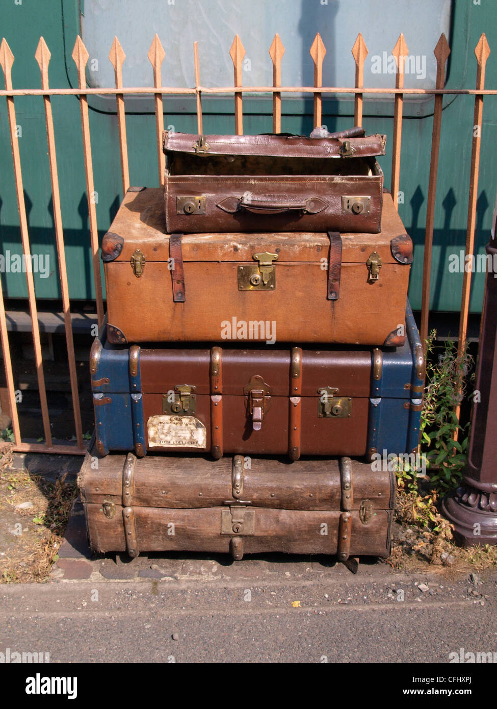 Pile of old cases hi-res stock photography and images - Alamy