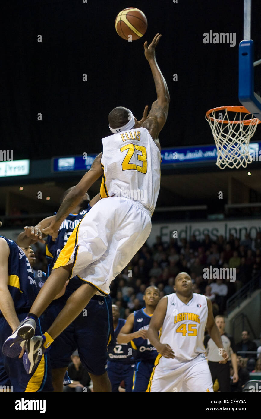 The London Lightning defeated the Saint John Mill Rats in the first ...