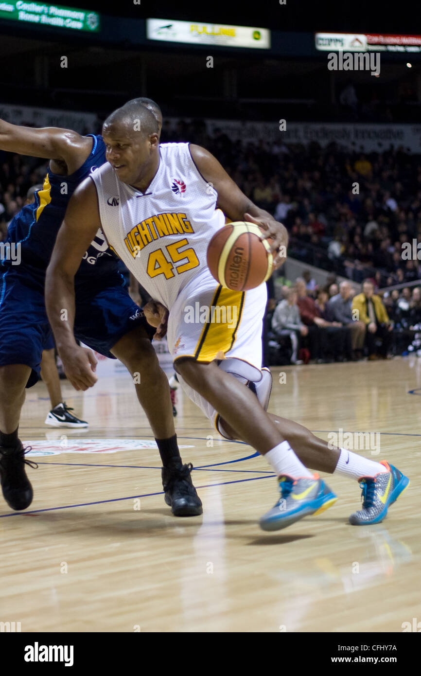 The London Lightning defeated the Saint John Mill Rats in the first ...