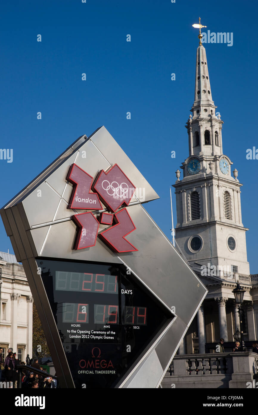 The Olympic countdown clock in Trafalgar Square, London Stock Photo - Alamy