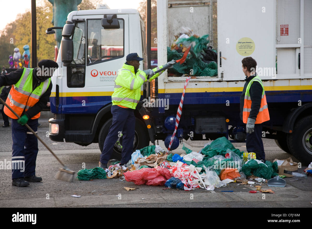 Dustcart High Resolution Stock Photography and Images - Alamy
