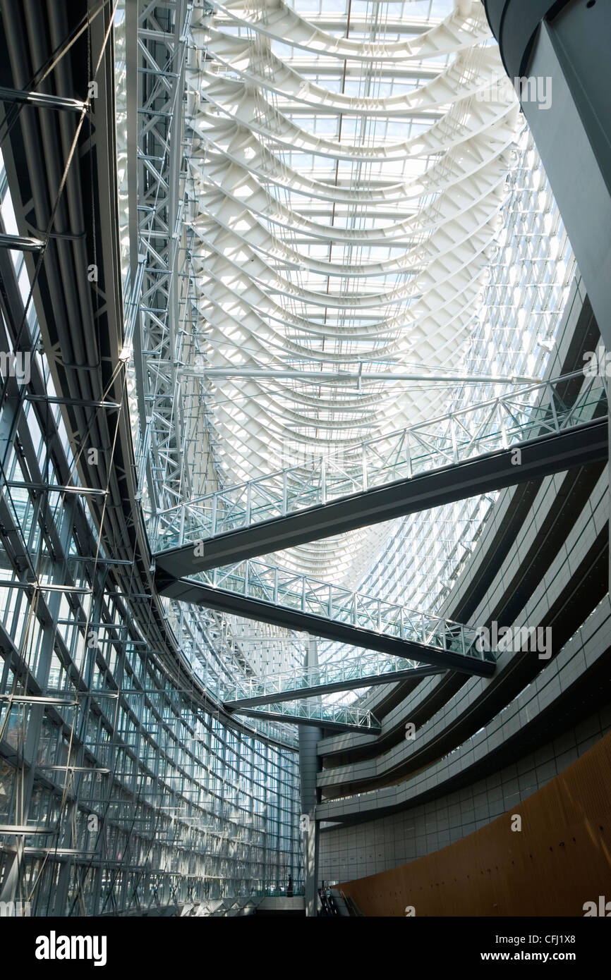 The Glass Building at Tokyo International Forum, 5-1 Marunouchi 3-chome ...