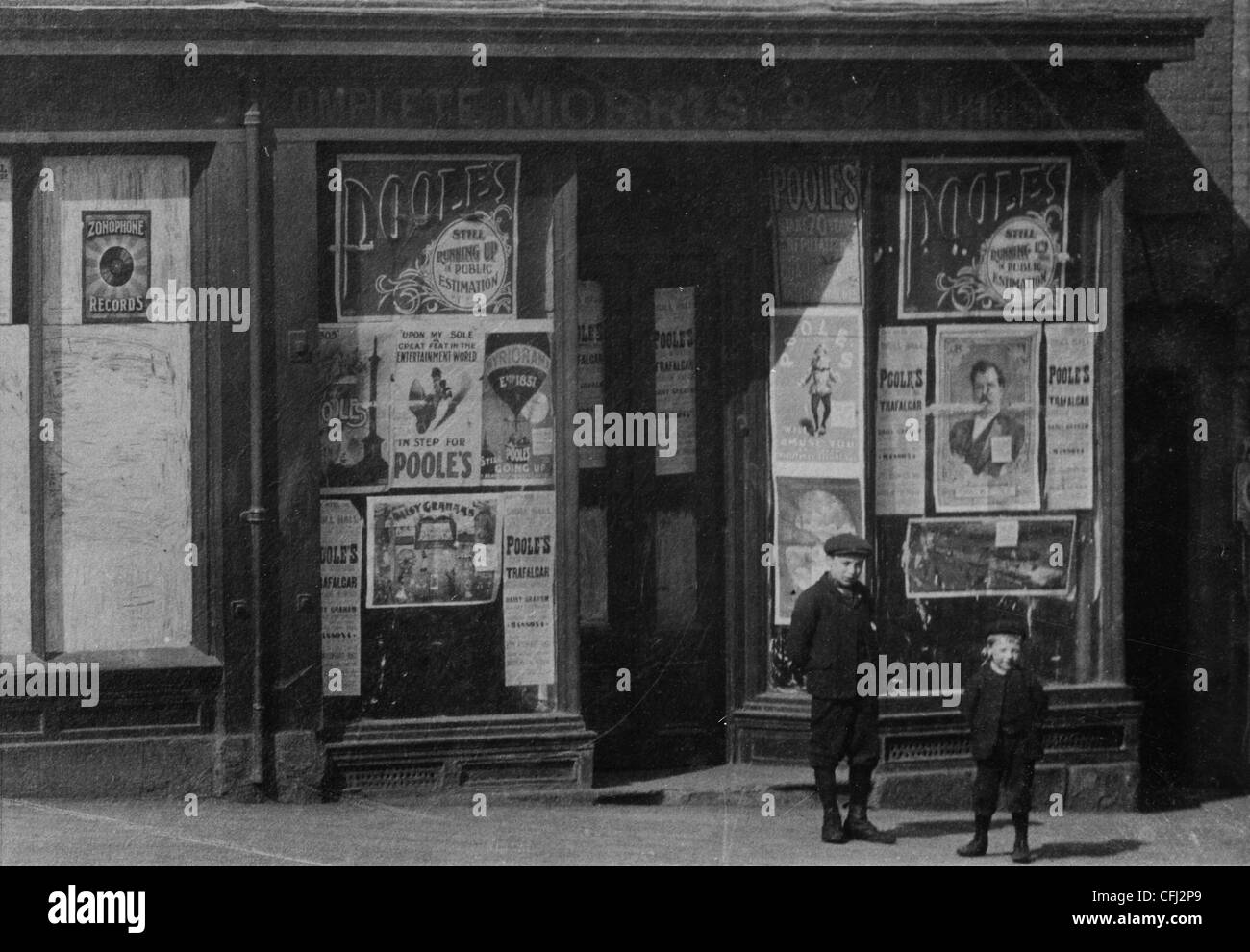Edwardian shop front hi-res stock photography and images - Alamy