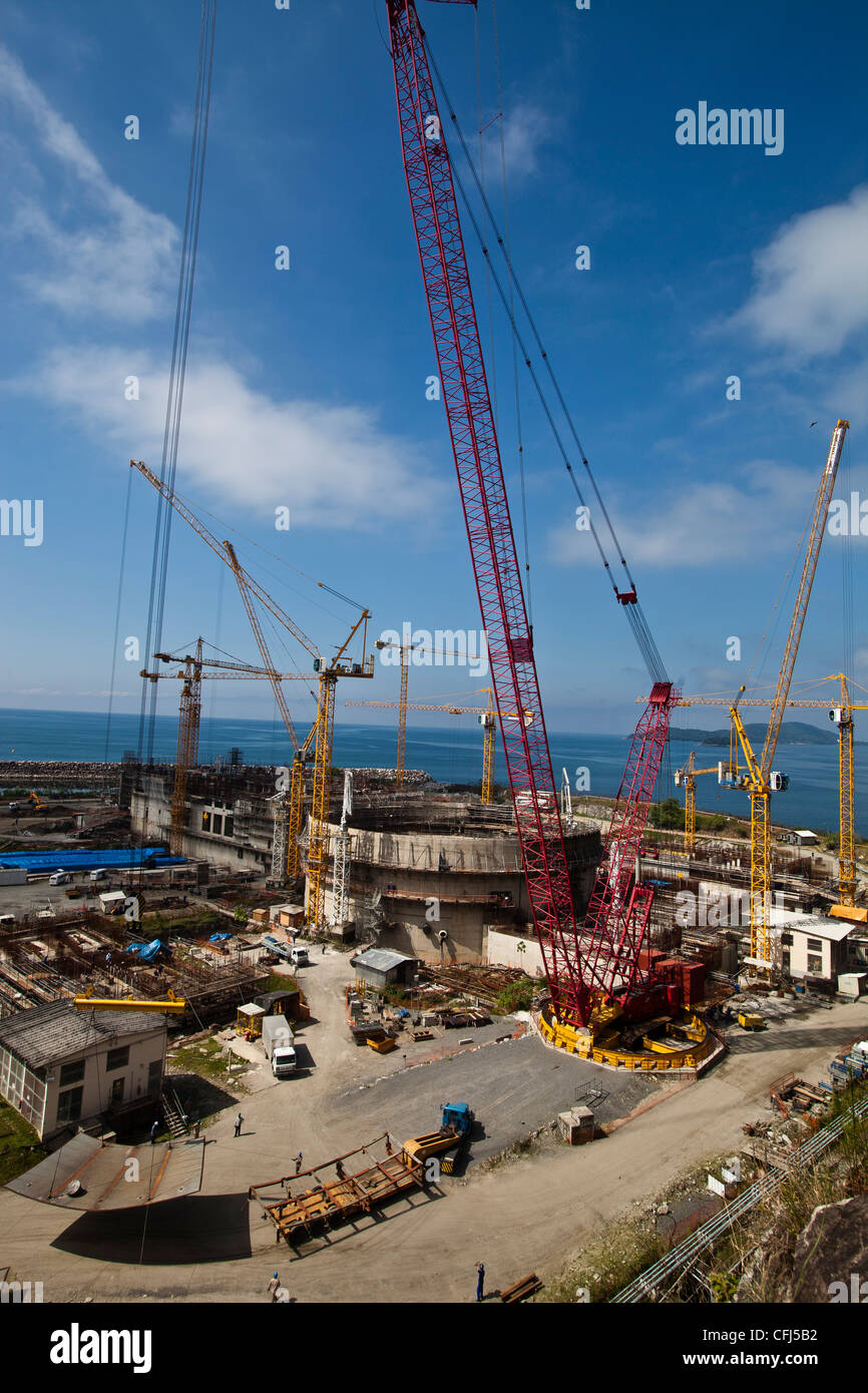 Cranes in operation at the construction of Angra 3 Nuclear Plant, Angra ...