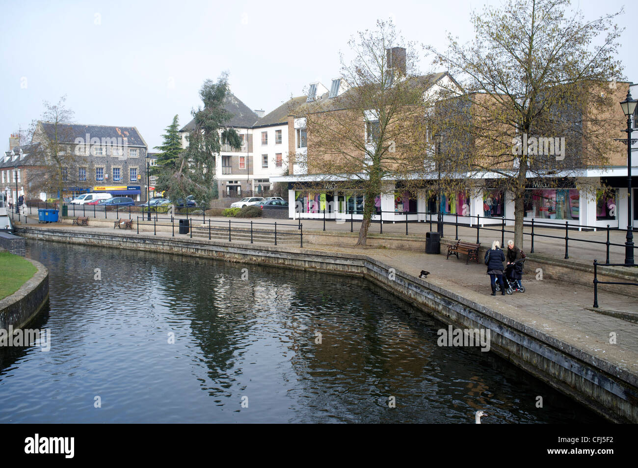 Thetford Town Center Shopping precinct with the River Thet running ...