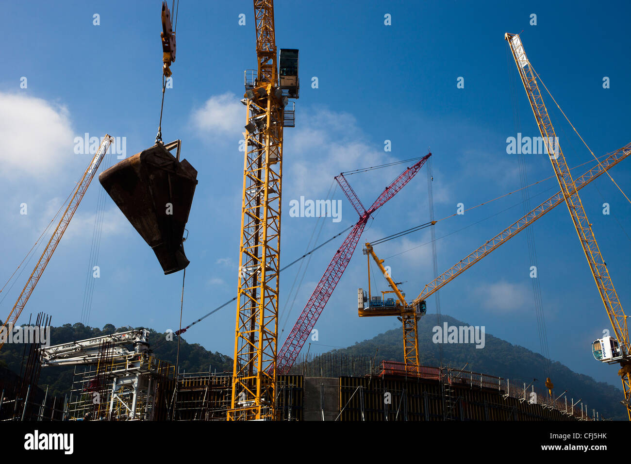 Cranes in operation at the construction of Angra 3 Nuclear Plant, Angra ...