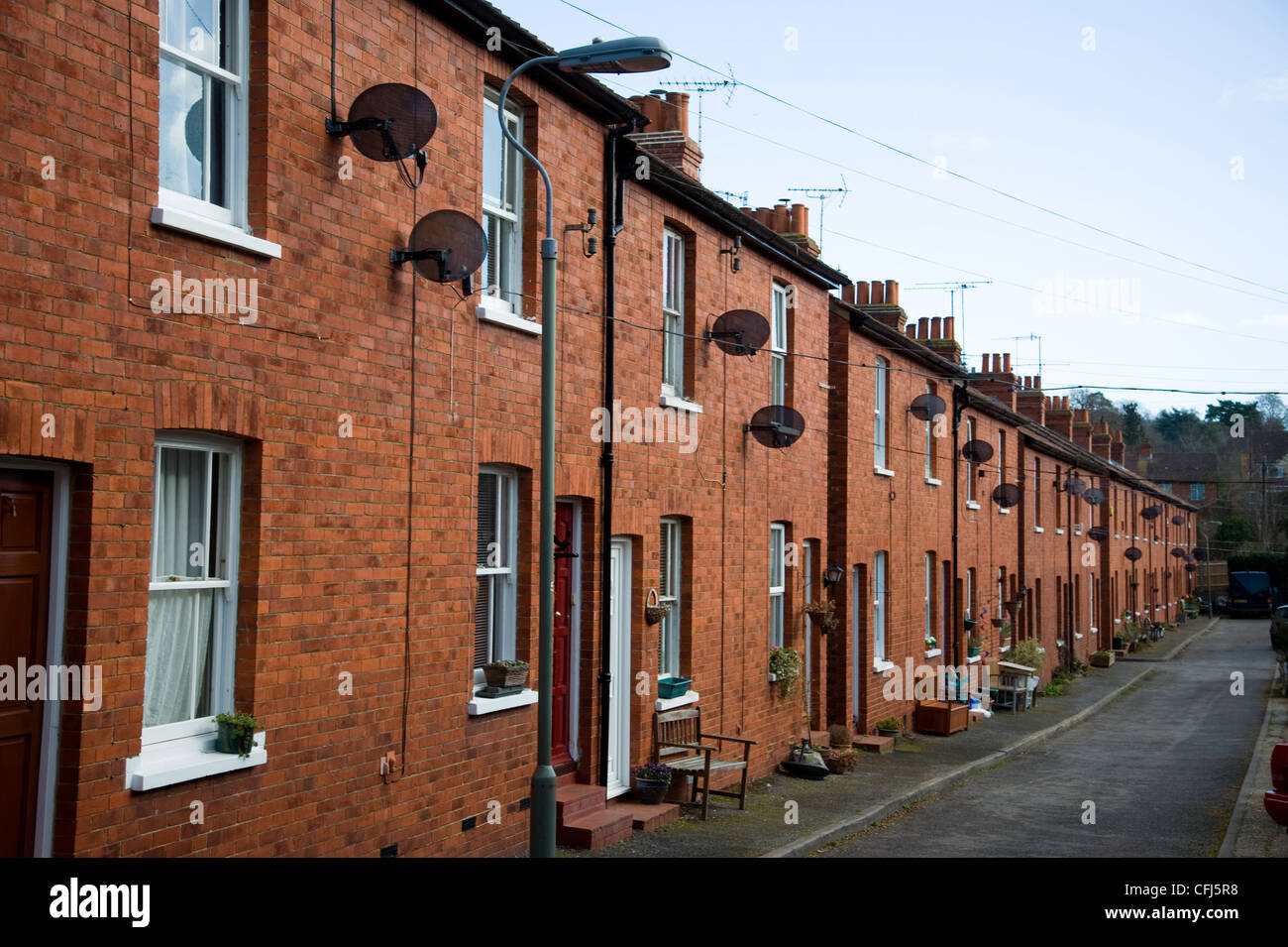 Red houses surrey hi-res stock photography and images - Alamy