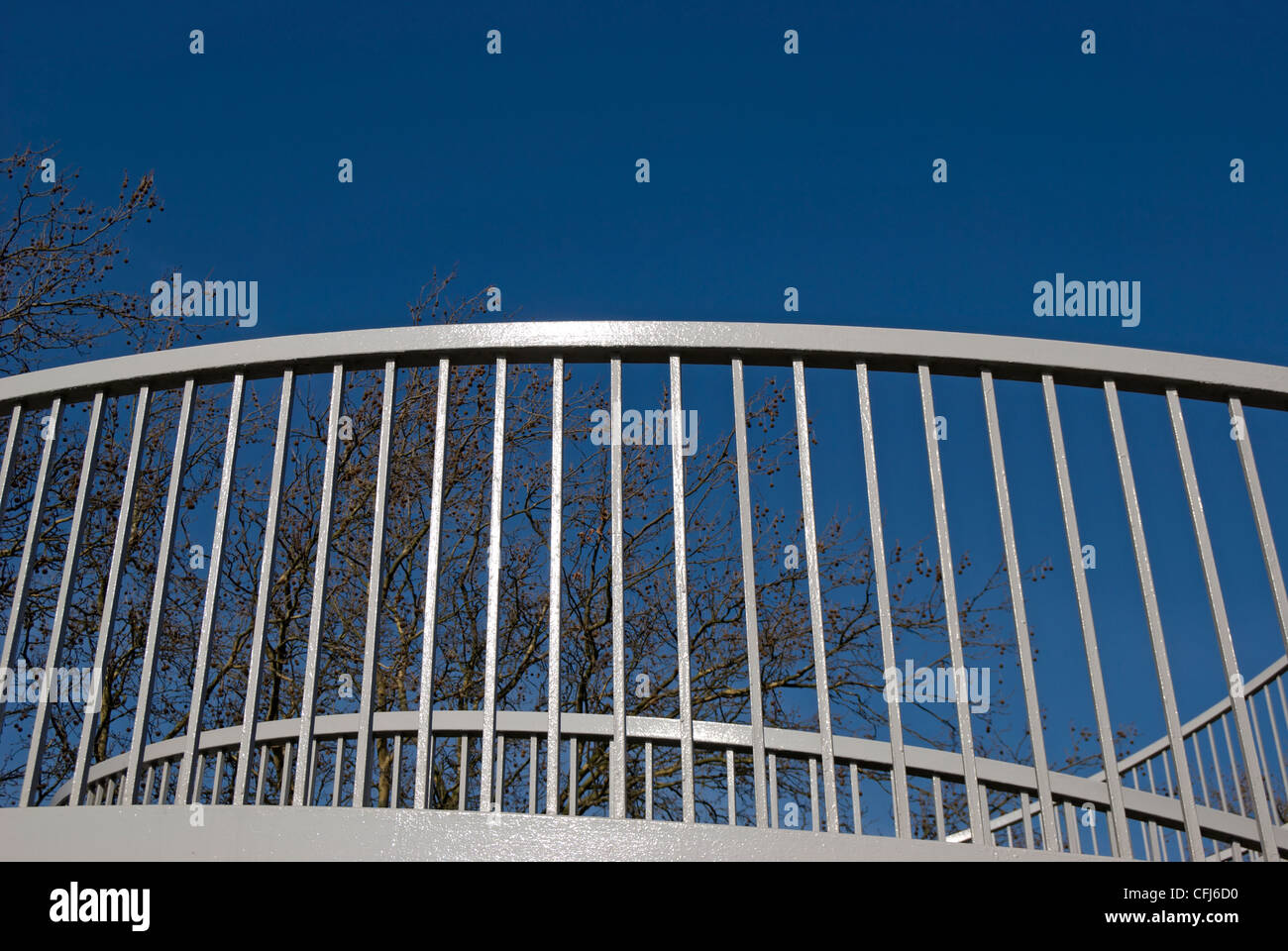 Curved railings hi-res stock photography and images - Alamy