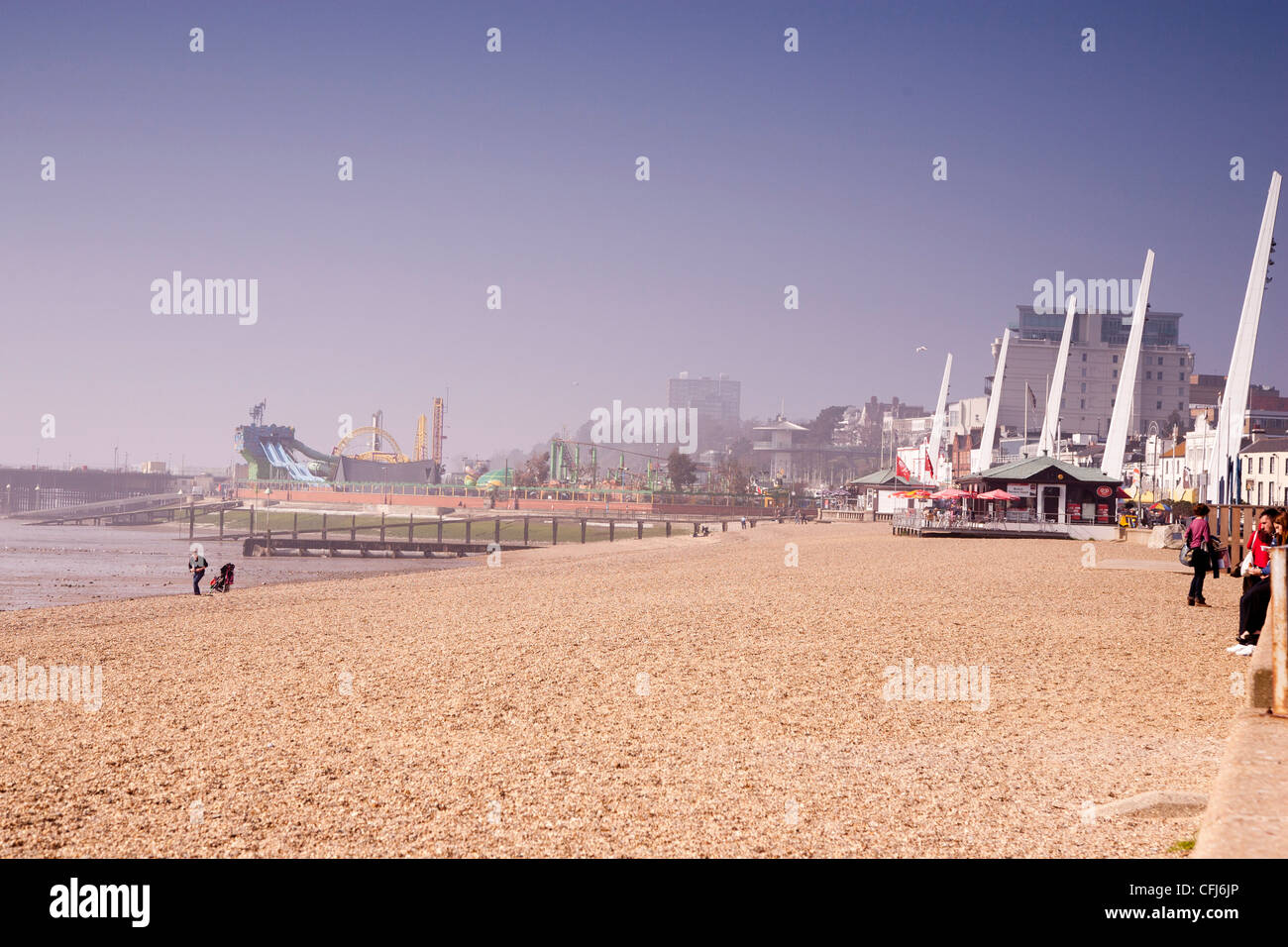 Southend on sea beach hi-res stock photography and images - Alamy