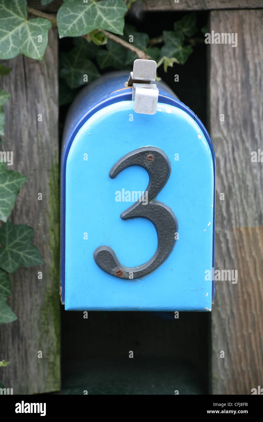 blue mailbox close up shot Stock Photo - Alamy