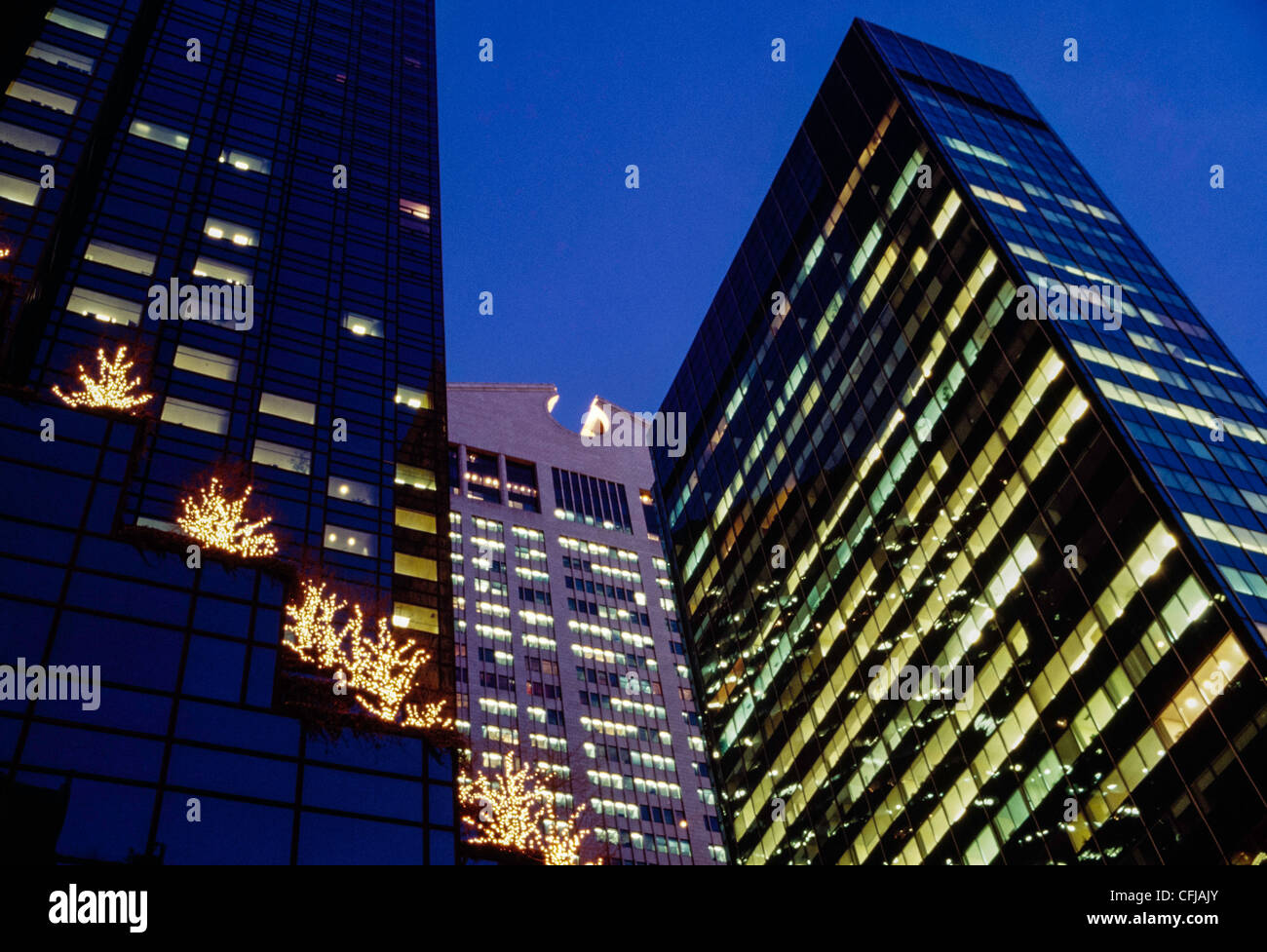 Trees on Trump Tower, Skyline at Dusk, NYC Stock Photo - Alamy
