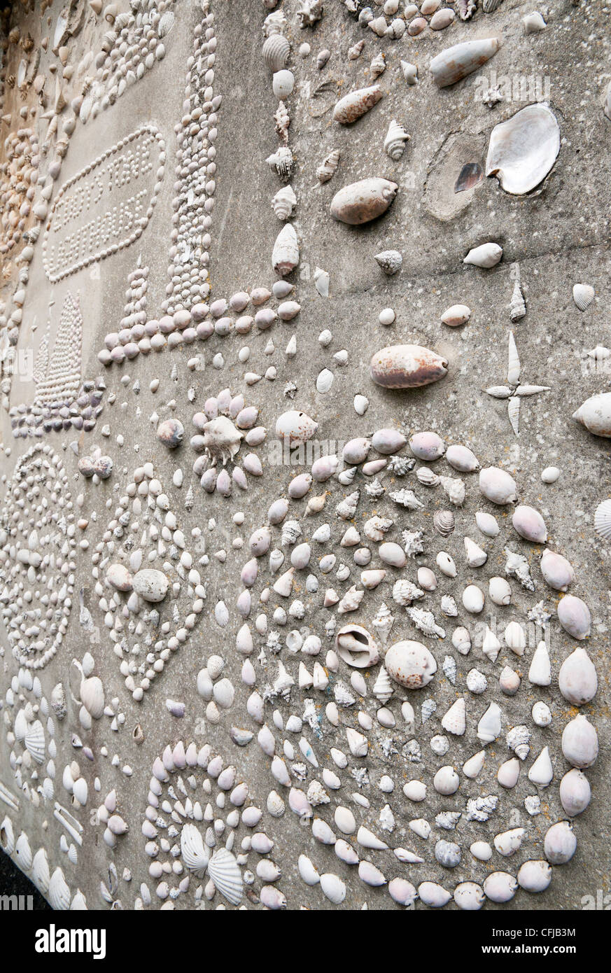 Shell house polperro cornwall hi-res stock photography and images - Alamy