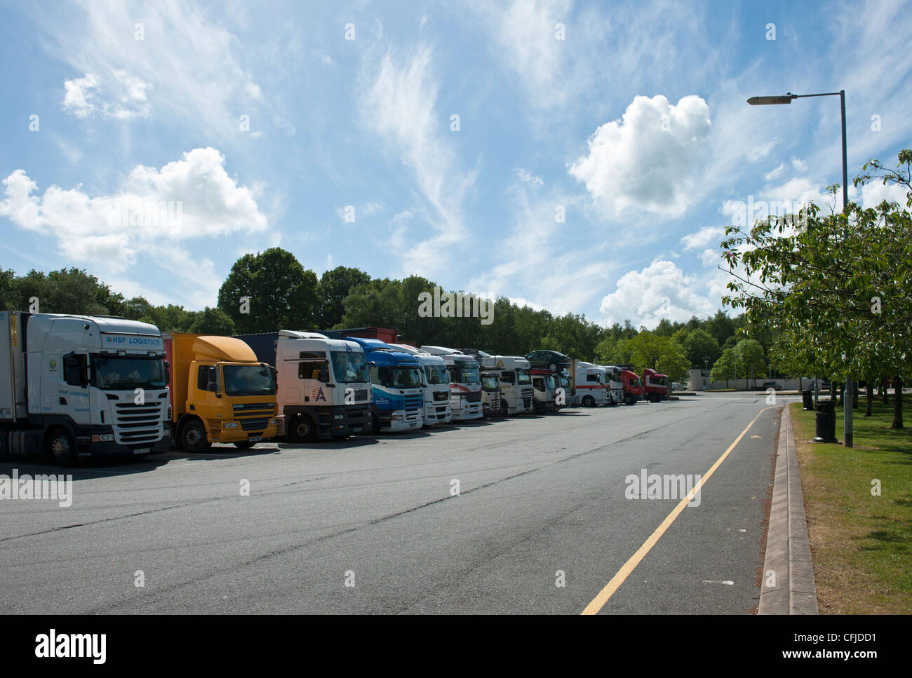 Lorries parked at the Rownhams service station on the M27 (westbound ...