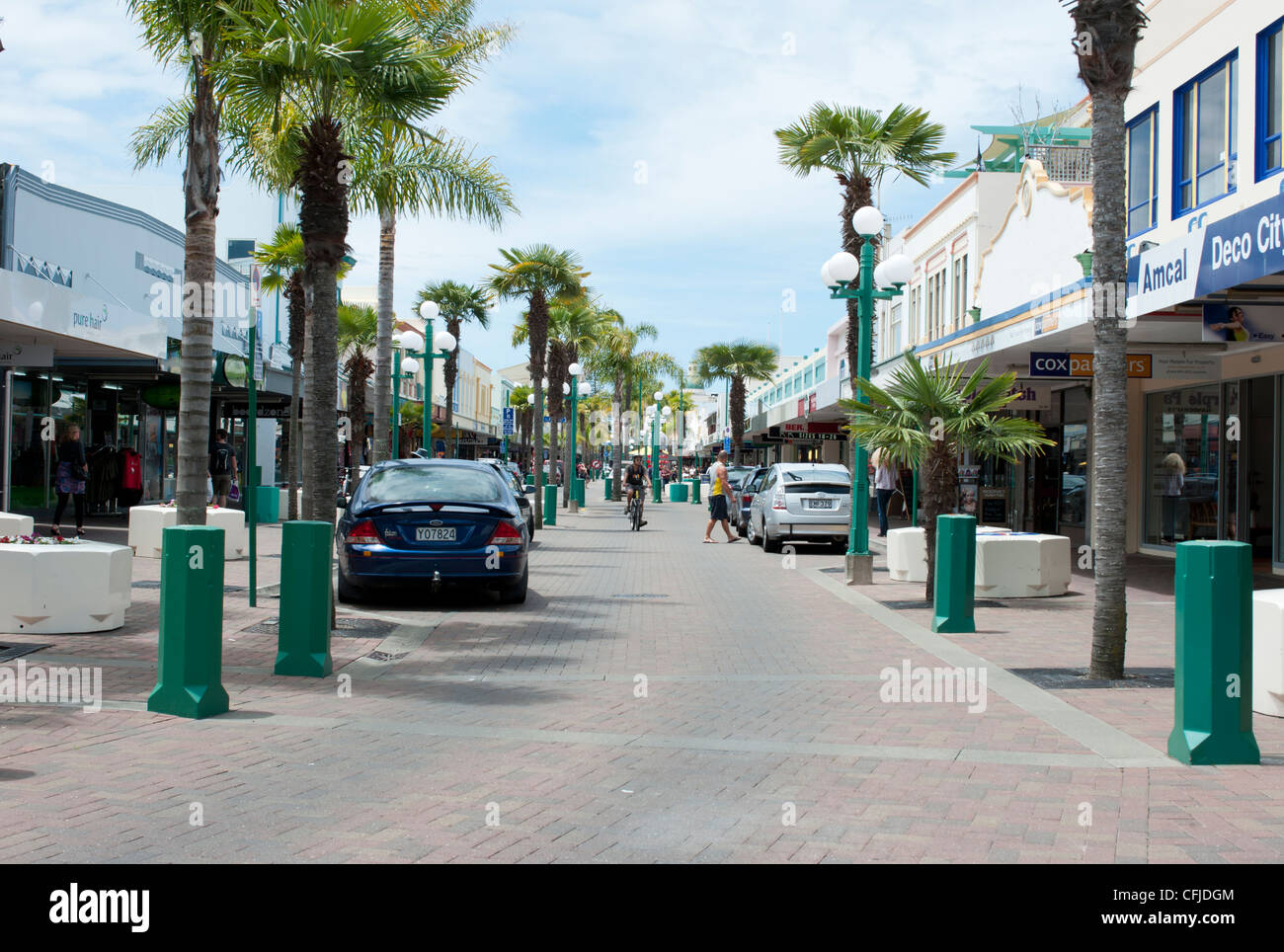 Emerson street napier new zealand hi-res stock photography and images ...