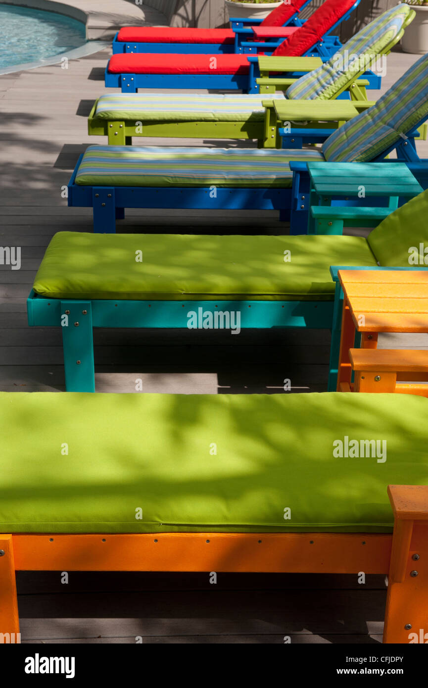 Multi colored lounge chairs hi-res stock photography and images - Alamy
