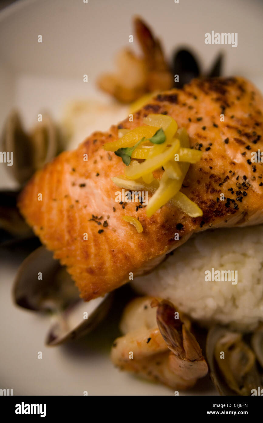 Charred fish hi-res stock photography and images - Alamy