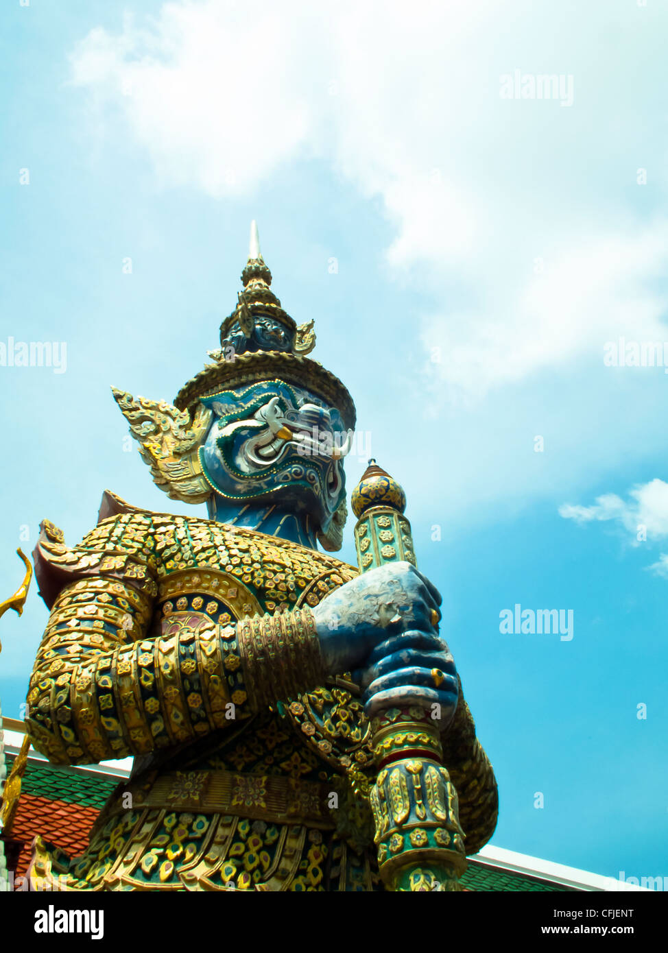 Guardian statue at the temple Stock Photo - Alamy