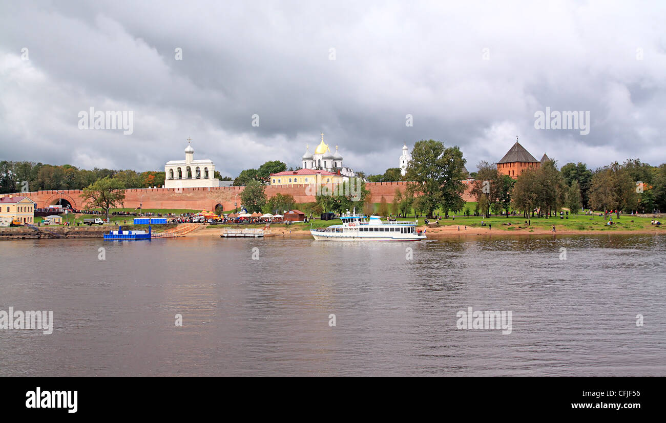 The town quay hi-res stock photography and images - Alamy