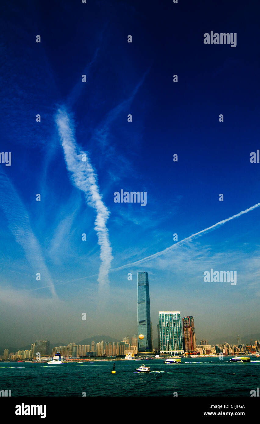 Hong kong icc tower hi-res stock photography and images - Alamy