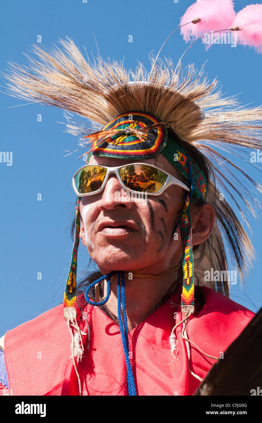 First nations elder canada hi-res stock photography and images - Alamy