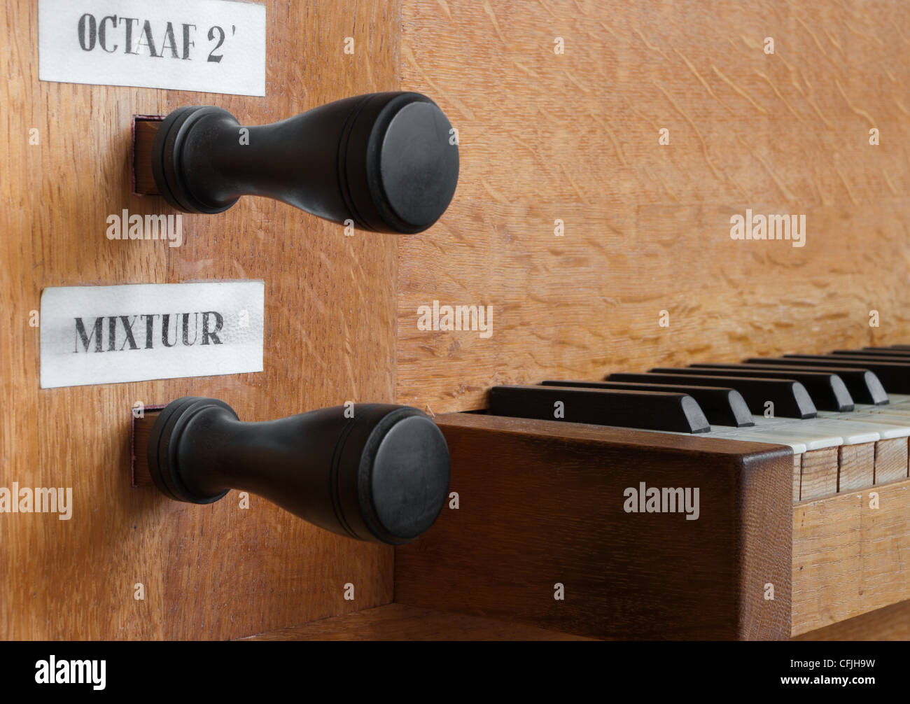 church organ with keys and keyboard Stock Photo - Alamy