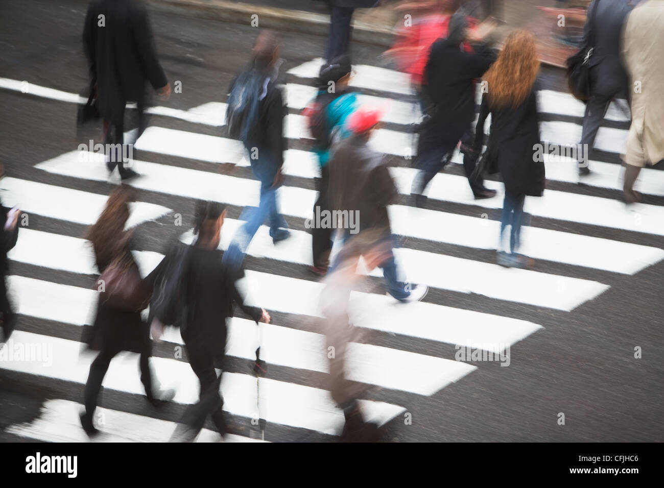 Time lapse pedestrians hi-res stock photography and images - Alamy