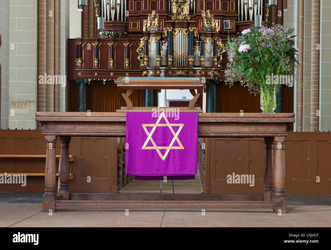Star of david architecture hi-res stock photography and images - Alamy