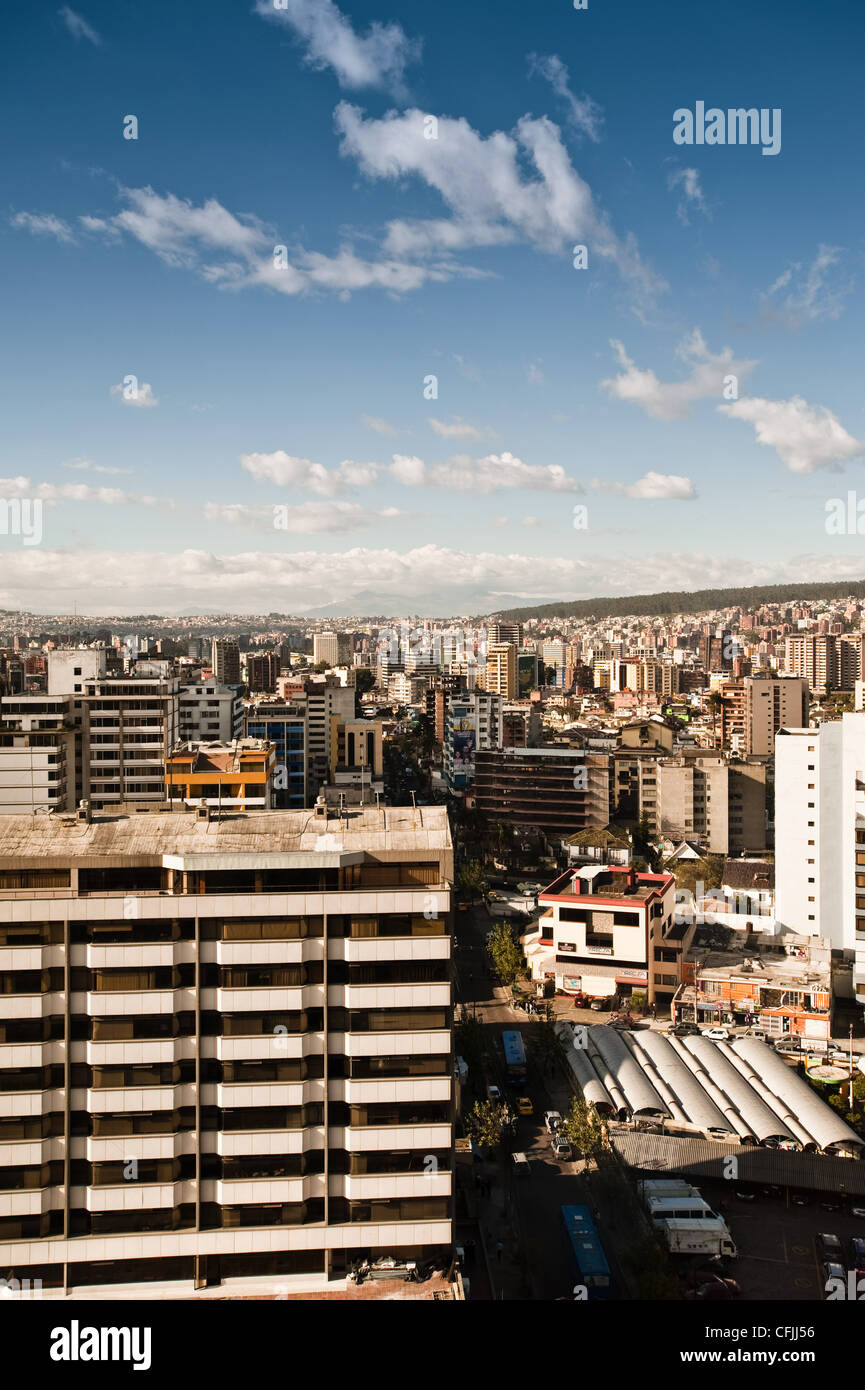 Ecuador buildings hi-res stock photography and images - Alamy