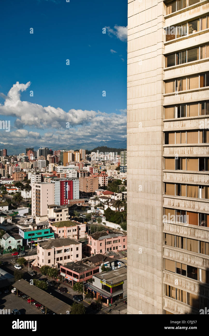 Ecuador buildings hi-res stock photography and images - Alamy
