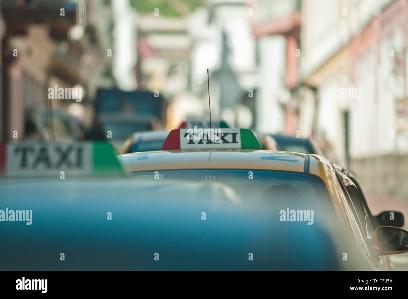Taxis in historic centre of quito hi-res stock photography and images ...