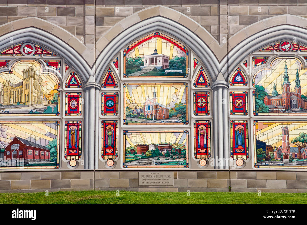 Roebling mural by Robert Dafford on the Ohio River levee, Covington ...