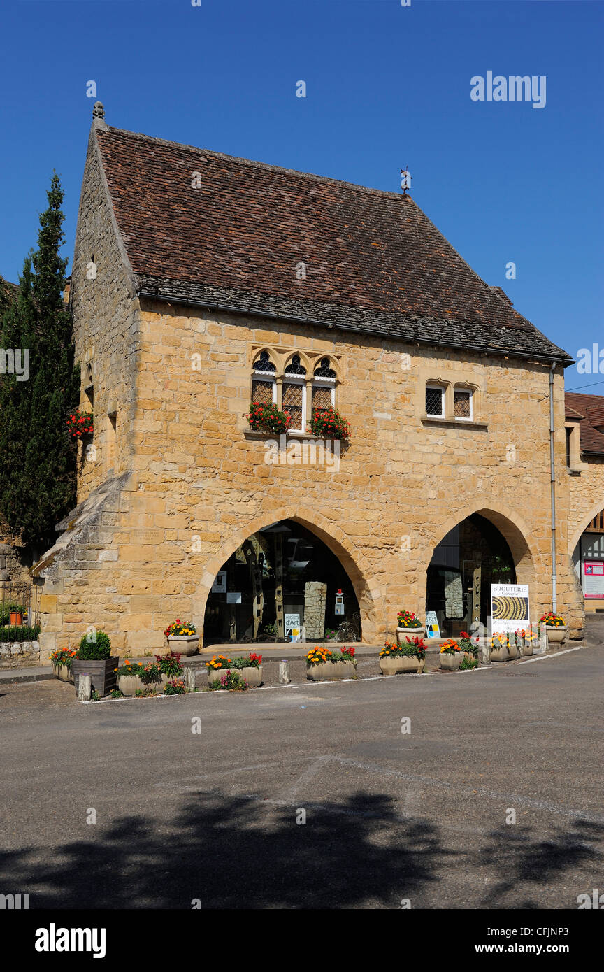 Les plus beaux villages de france hi-res stock photography and images ...