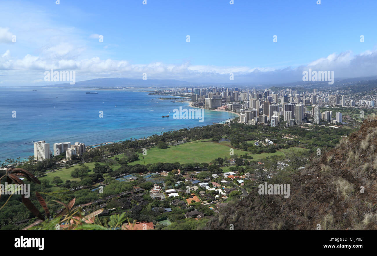 Downtown honolulu skyline hi-res stock photography and images - Alamy