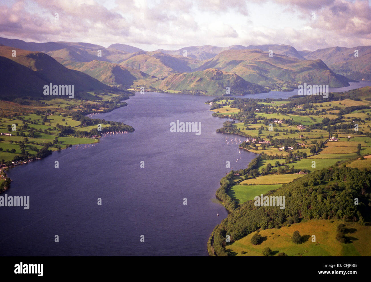 Aerial view 1990s hi-res stock photography and images - Alamy